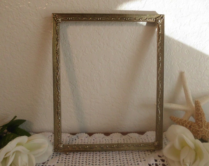 Vintage Ornate 8 X 10 Gold Metal Frame French Paris Chic Hollywood ...