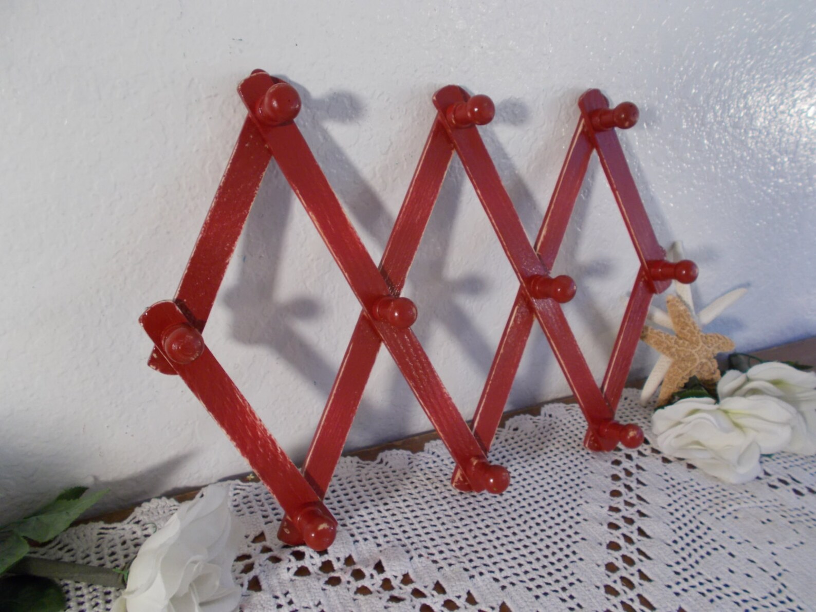 Red Peg Rack Rustic Shabby Chic Distressed Wood Accordian Wall Key ...