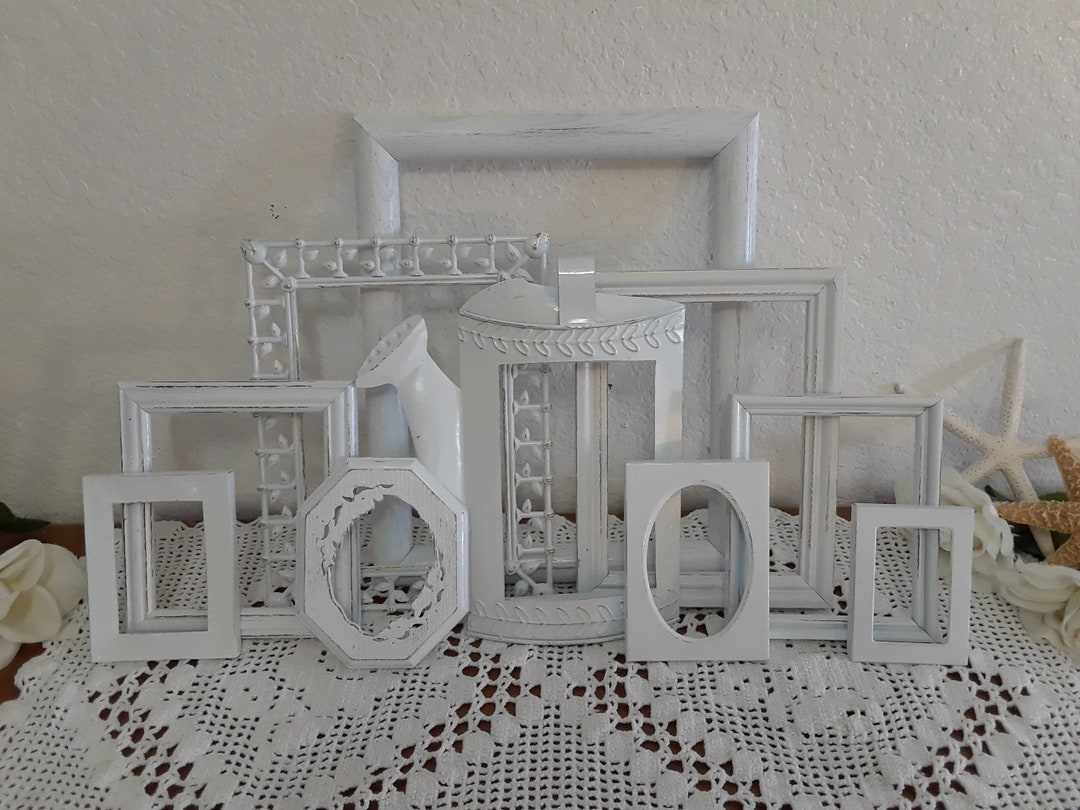 White Shabby Chic Picture Frame Set up Cycled Vintage Photo Gallery ...