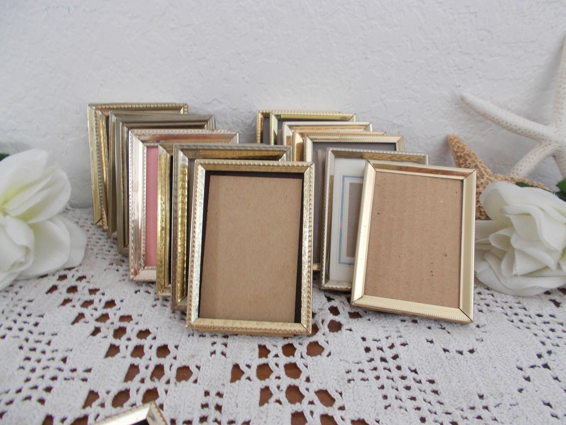 Vintage Gold Metal Picture Frame 2.5 X 3.5 Photo Decoration - Etsy
