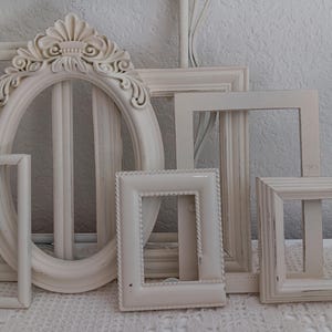 Antique off White Picture Frame Set up Cycled Vintage Photo Gallery ...