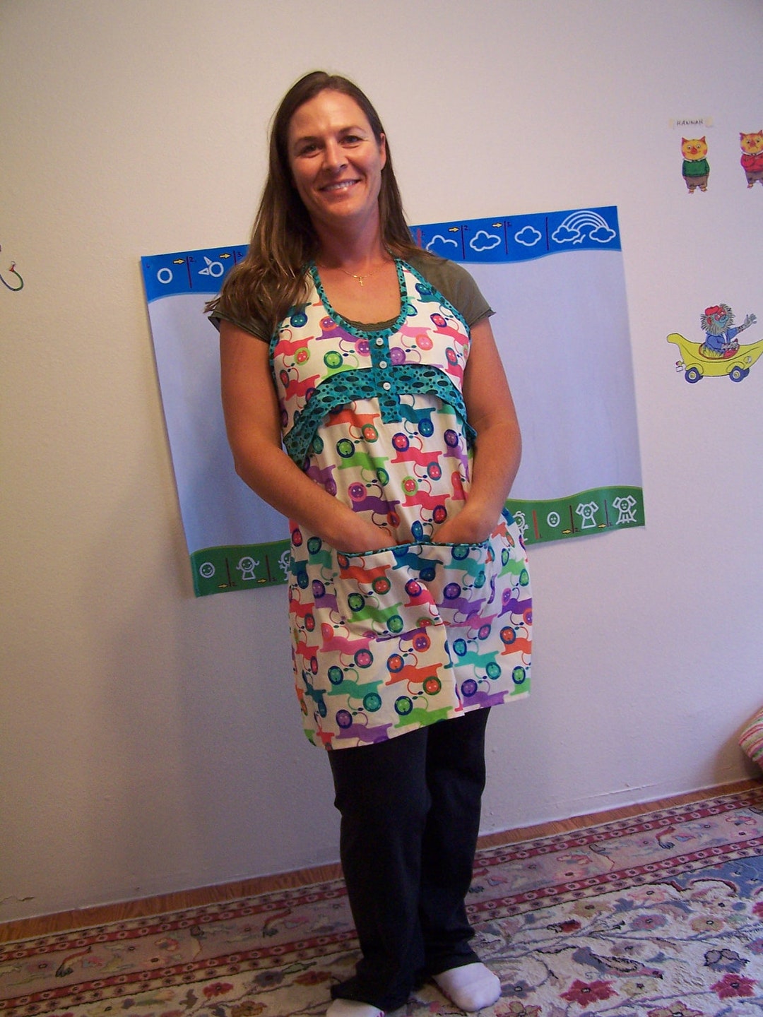Women's Apron, Lounging Lions Print, Teal Accents, One-of-a-kind - Etsy