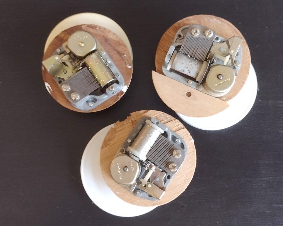 3 Vintage Wind up Music Box Mechanisms Christmas Songs - Etsy