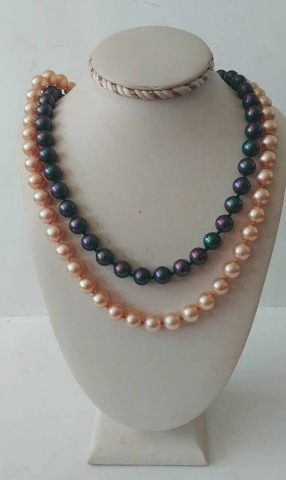 Vintage simulated ivory and - Gem