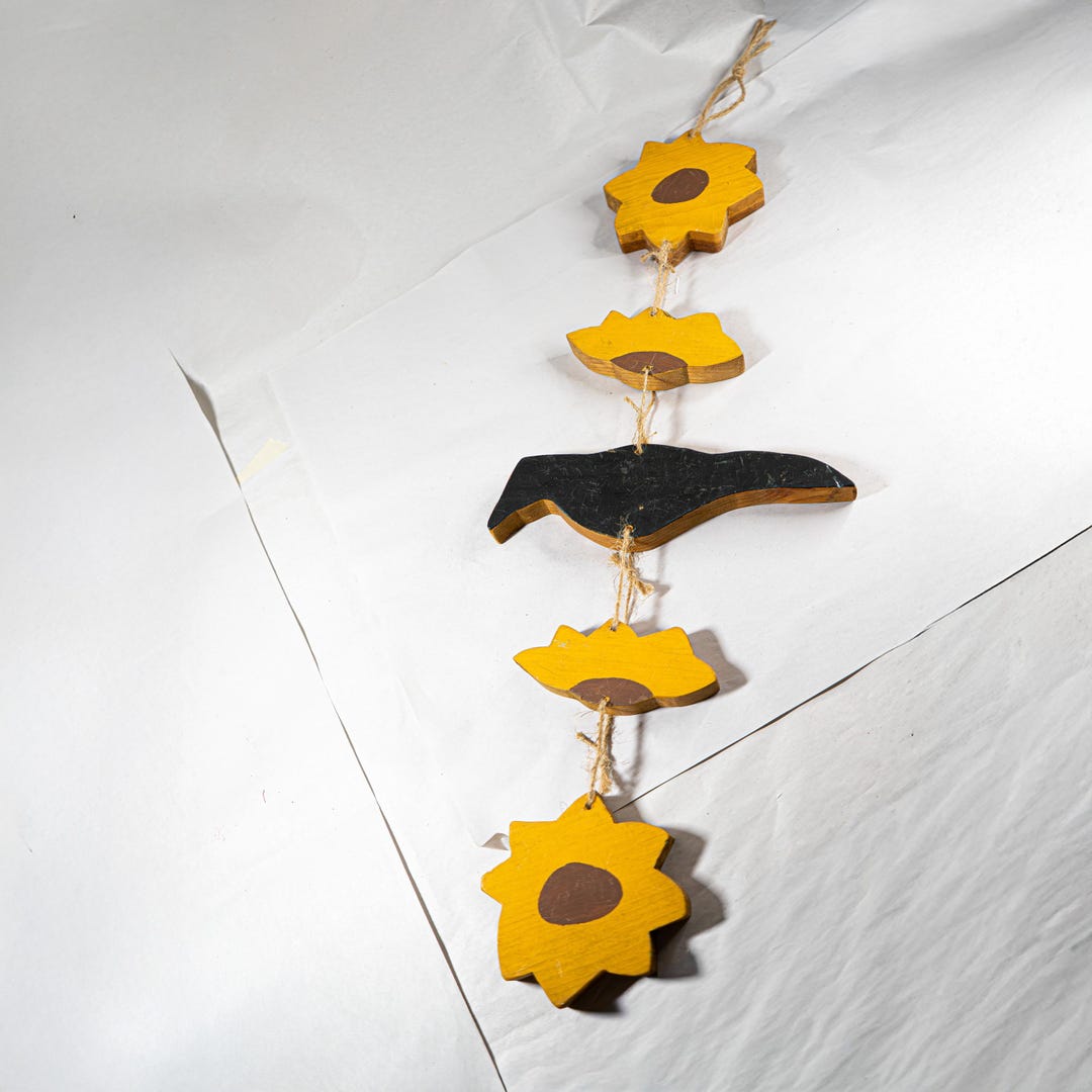 Raven and Sunflower Jute Hanger - Etsy
