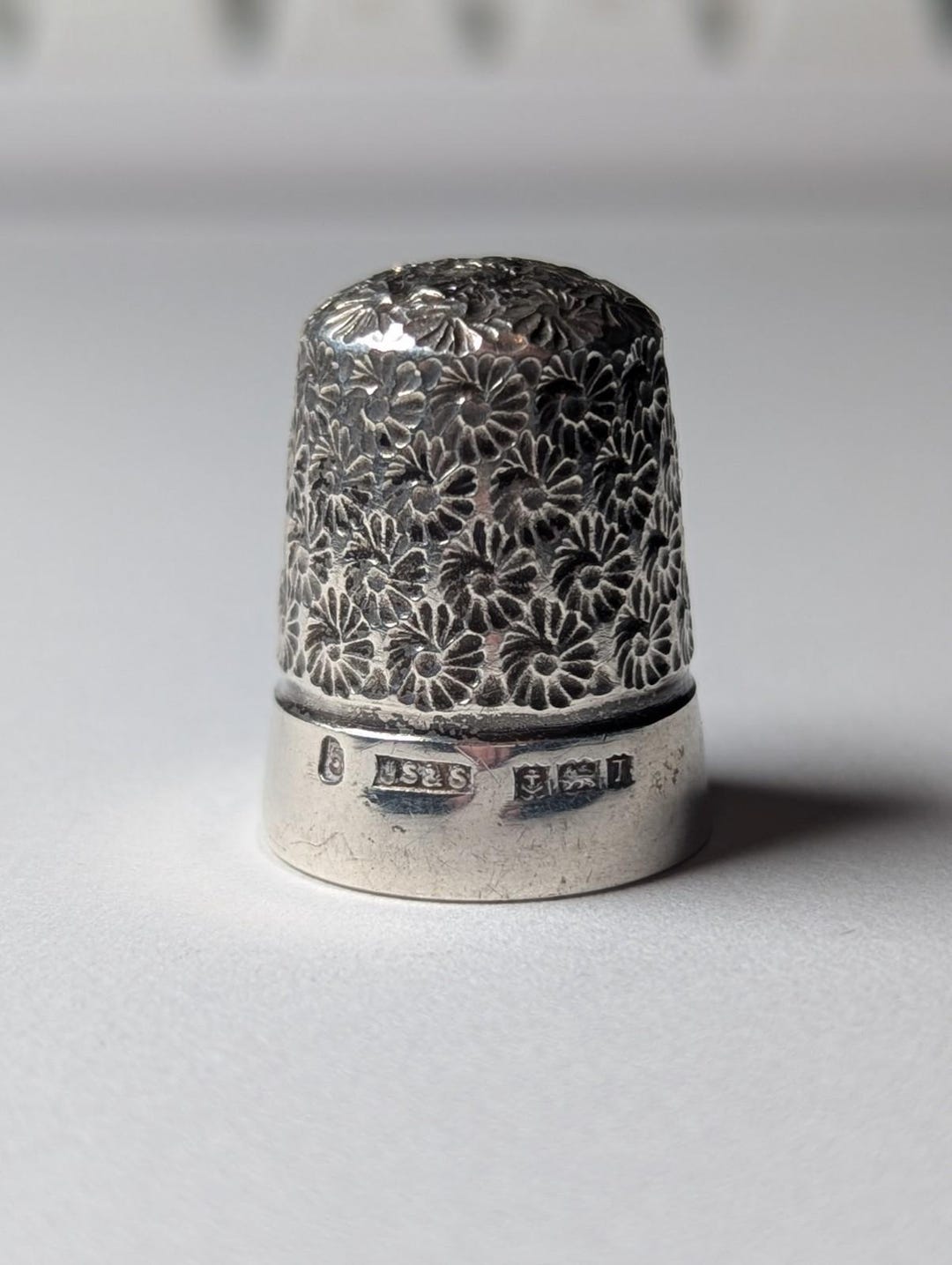 Vintage / Antique Sterling Silver Thimble Floral Design | Weight: 6.59g ...