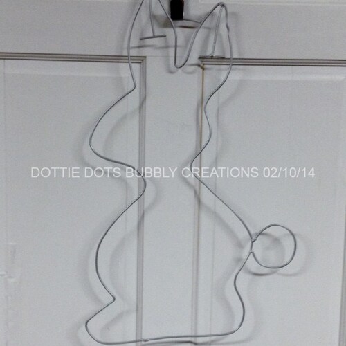 Bunny Rabbit Wire Form Wreath - Etsy
