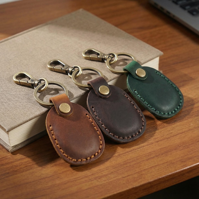 Personalized Pet Portrait Leather Keychain & AirTag Holder, Engraved ...