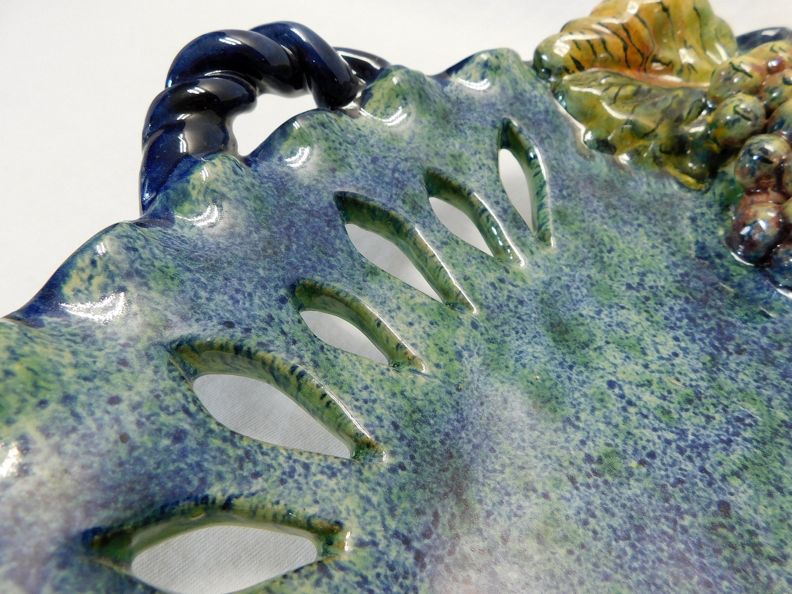 Vintage Mexican Majolica Hand Made Grape Platter/bowl With - Etsy