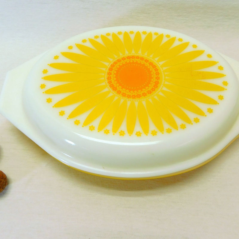 Pyrex Daisy Pattern - Etsy