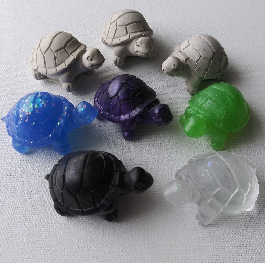 Set of 8 Tiny Turtles Resin and Concrete Mini Garden Sculptures ...