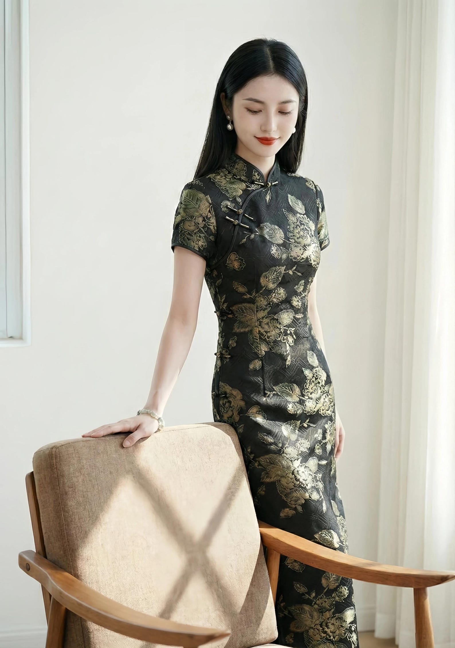 Custom Sizing Qi Pao (cheong Sam) - Black and Gold Cheongsam for Prom ...
