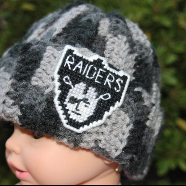 Crochet Raiders Hat - Etsy