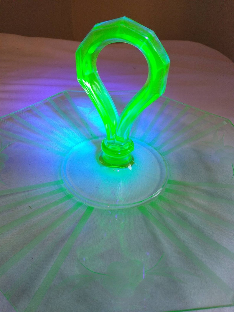 Vintage Uranium Glass Cookie Tray With Center Handle 10 - Etsy
