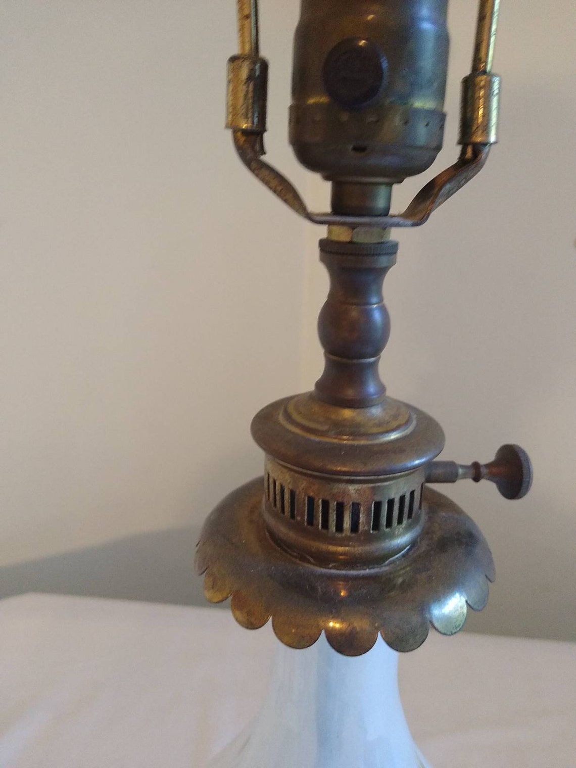 Vintage Fenton Coin Dot White Lamp Large Table Living Room - Etsy