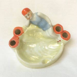 Flapper Bathing Beauty Ashtray Lady Figurine Luster Shell Cigarette ...