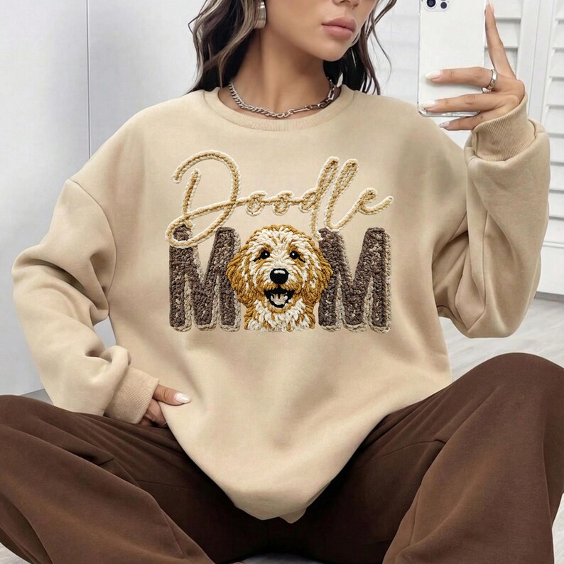 Yarn Doodle Mom PNG, Faux Embroidery Goldendoodle Labradoodle ...