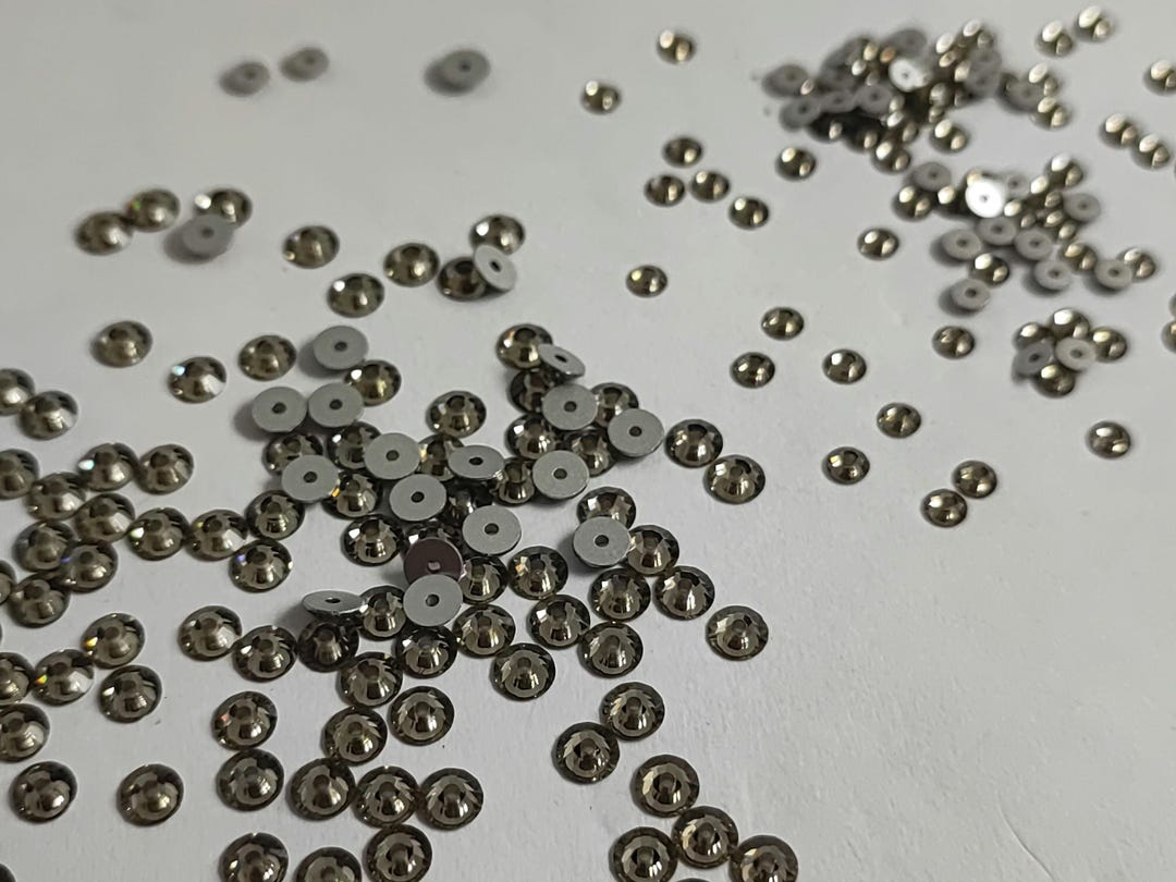 Swarovski Crystal Sequin 3128 Round Buttons Center Hole Sew on Stone ...