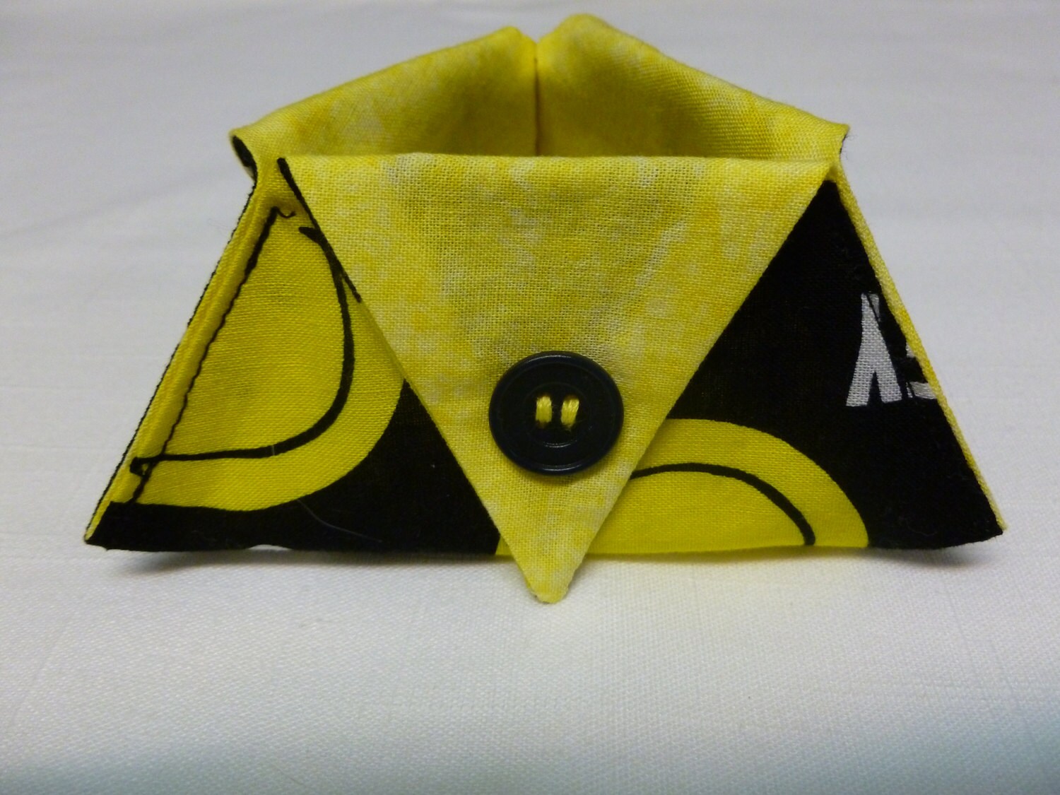 Smiley Face Thread Catcher for Sewing and Craft Projects - Etsy