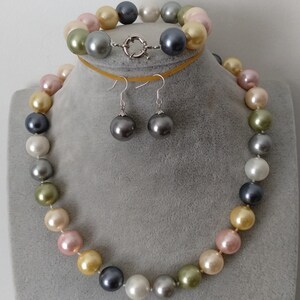 Jewelry Set, 14 Mm Multi-color Shell Pearl Necklace Bracelet & Earrings ...