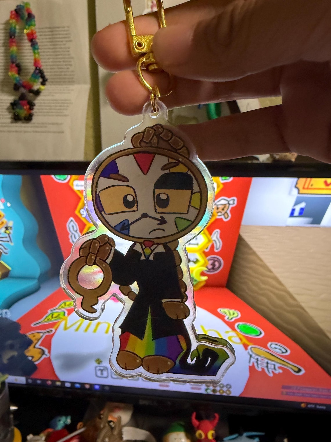 DYLE KEYCHAIN | Dandy's World - Etsy