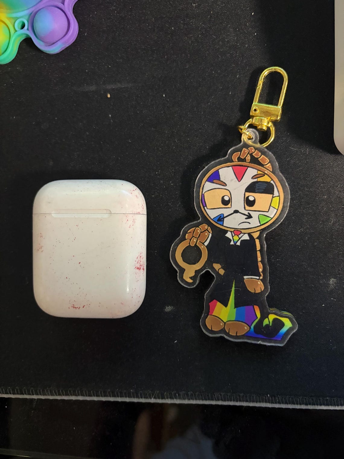 DYLE KEYCHAIN | Dandy's World - Etsy