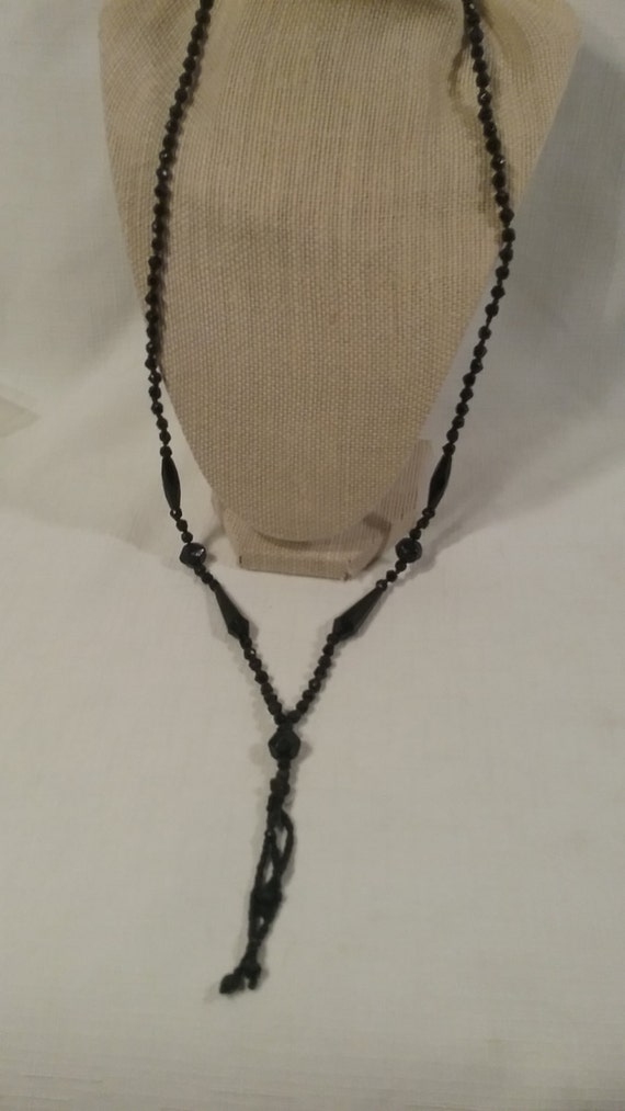 Edwardian jet glass beads - Gem