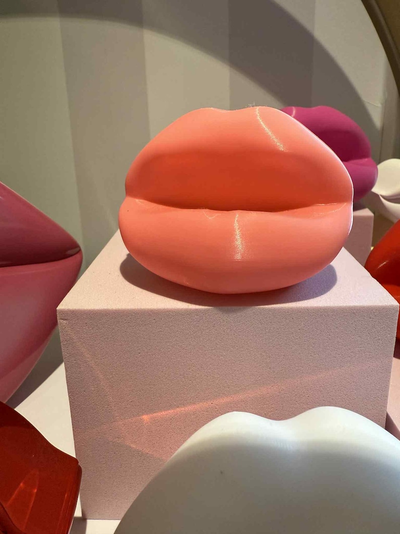 3D Lip Shape Stand for Lip Gloss and Lipstick | Lip Gloss Holder for ...