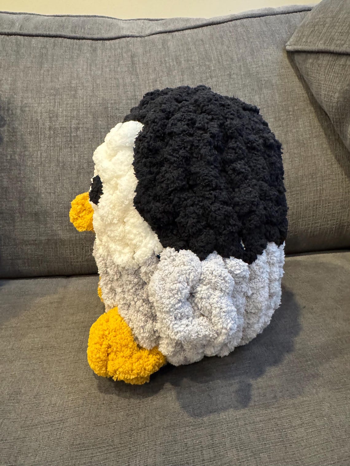 Hand-knit Chunky Yarn Penguin Stuffed Animal – Topper - Etsy