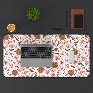 Halloween Desk Mat, Cute Ghost Desk Matt, Desk Matt, Mouse Pad XL ...