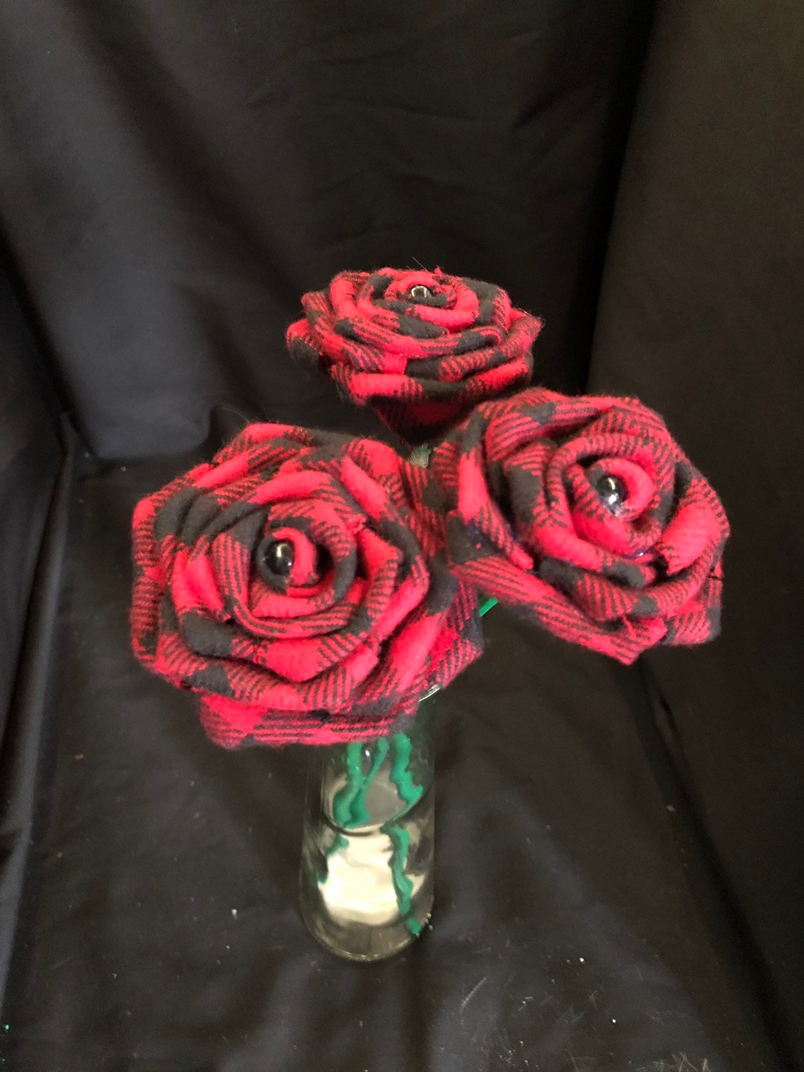 Red Buffalo Plaid Roses With Stems, Red Flower Bouquet, Buffalo Plaid ...