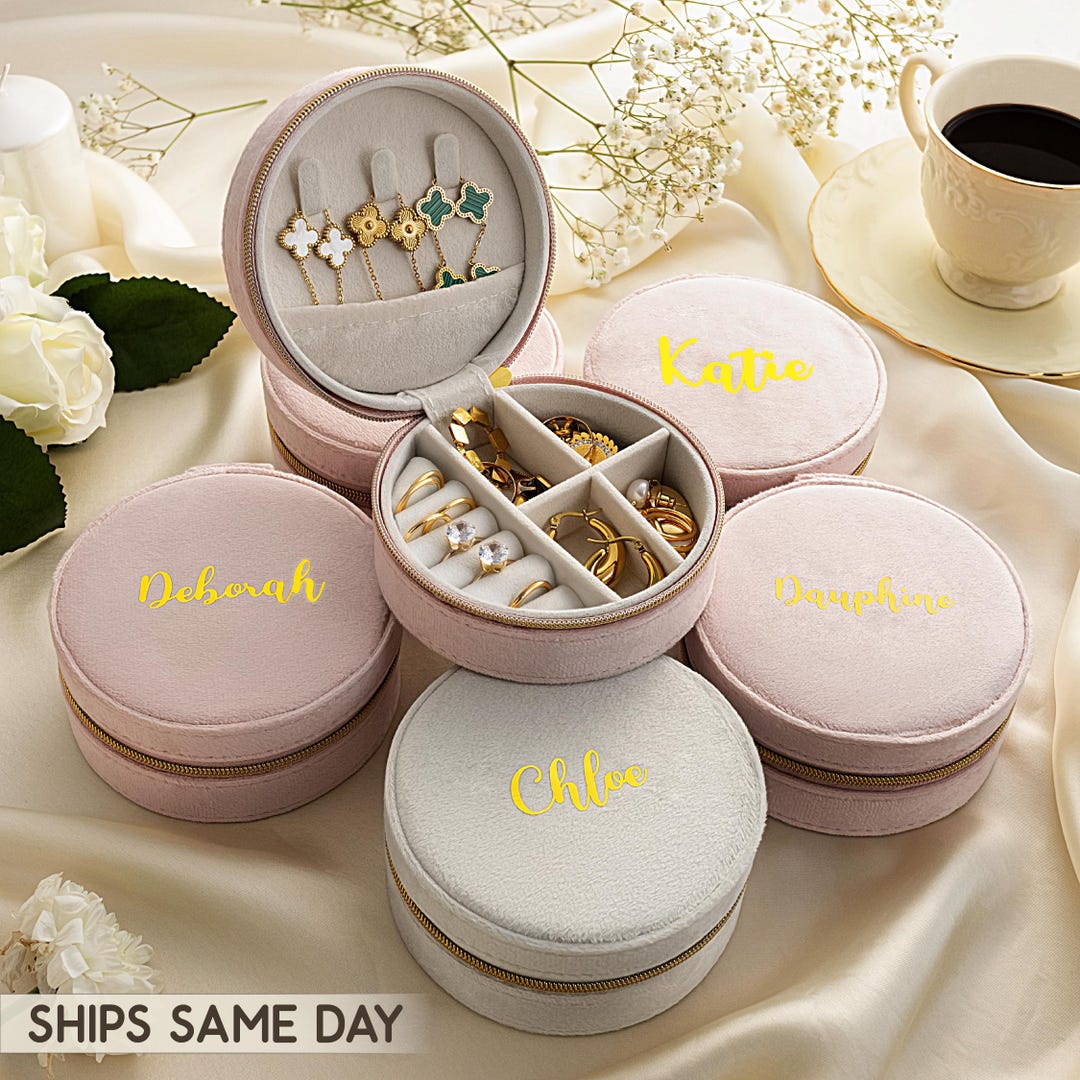 Bridesmaid Box With Permanent Name, Personalised Round Jewellery Box ...