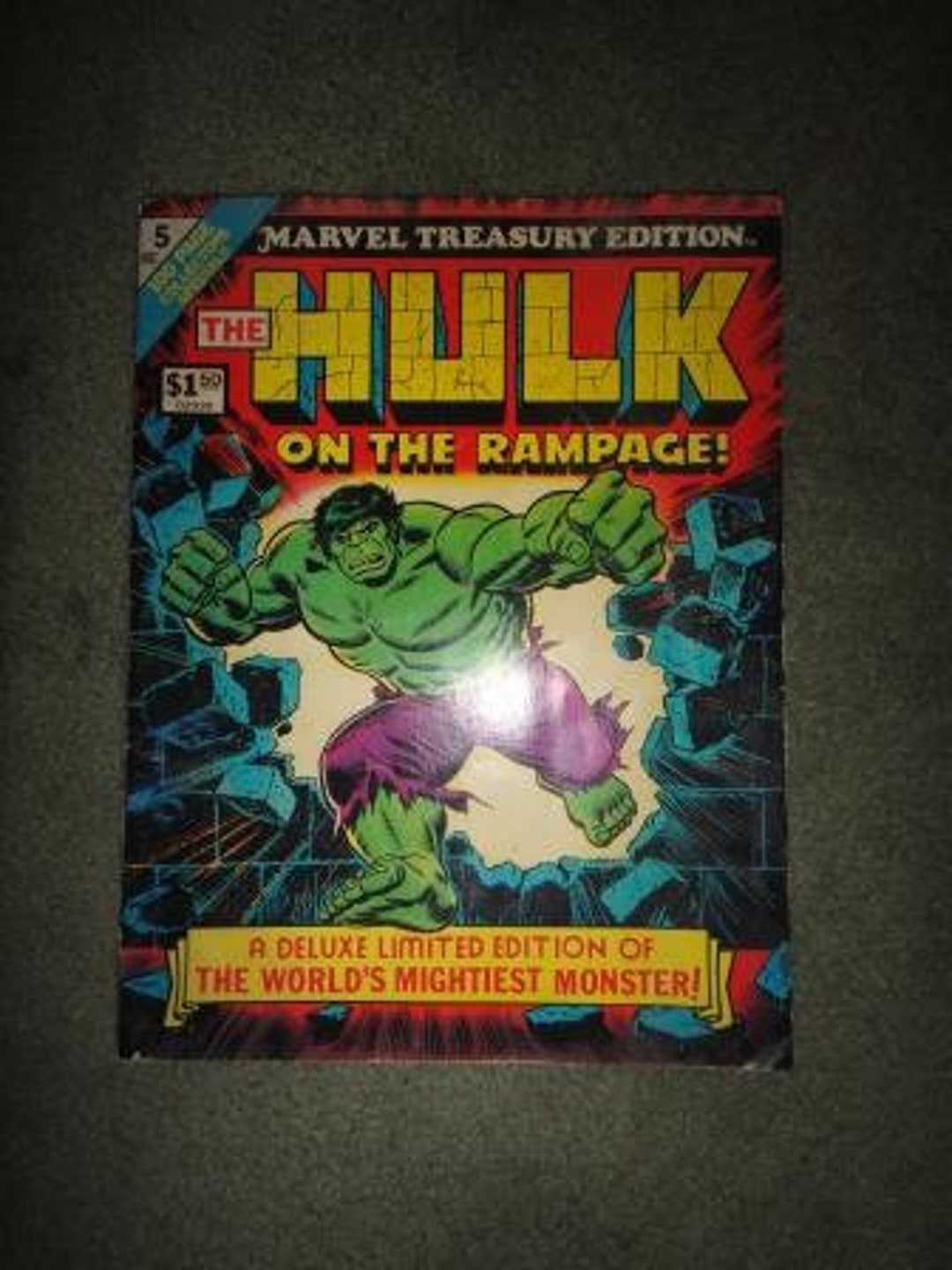 The Hulk on the Rampage: 1975 Marvel Treasury Edition Vol 1 5 - Etsy