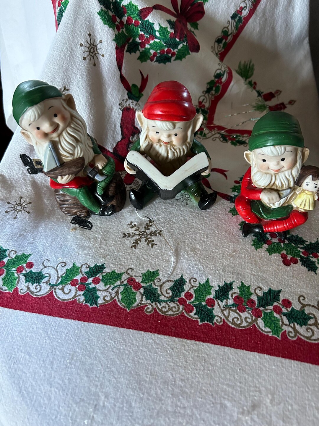 Homco Christmas Elves X 3 Ceramic Homco 5205 Tabletop Figurines Bisque ...