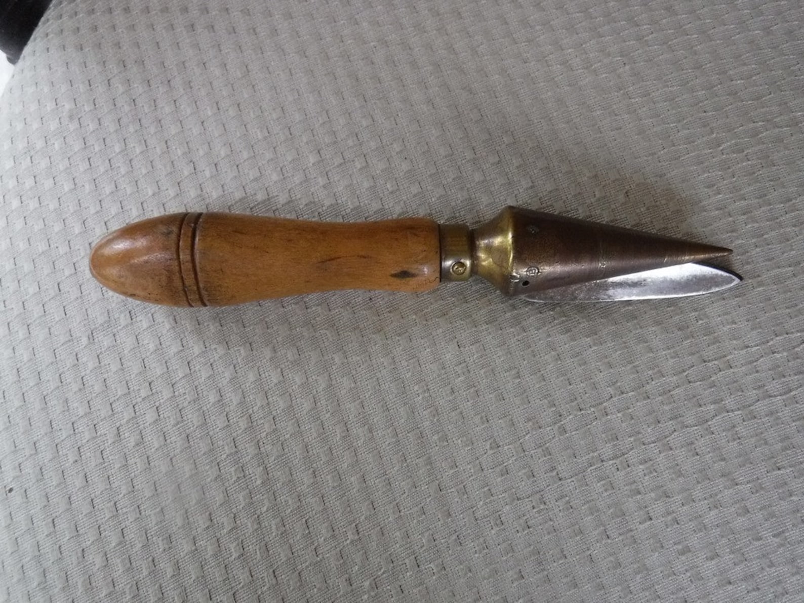 Vintage Marine Tool Wood and Brass Shackle Key / Marlinespike B in ...