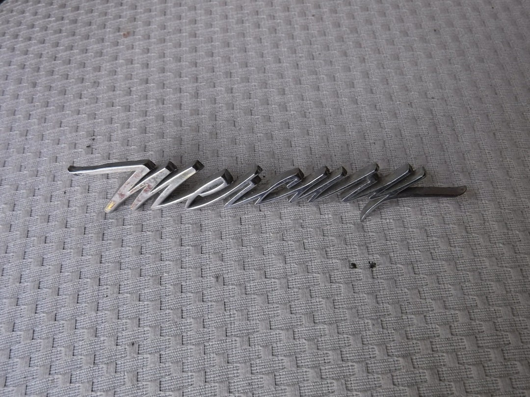 Mercury Script Emblem CIMB 6204480-1 Number to Rt on Back and Left 1959 ...
