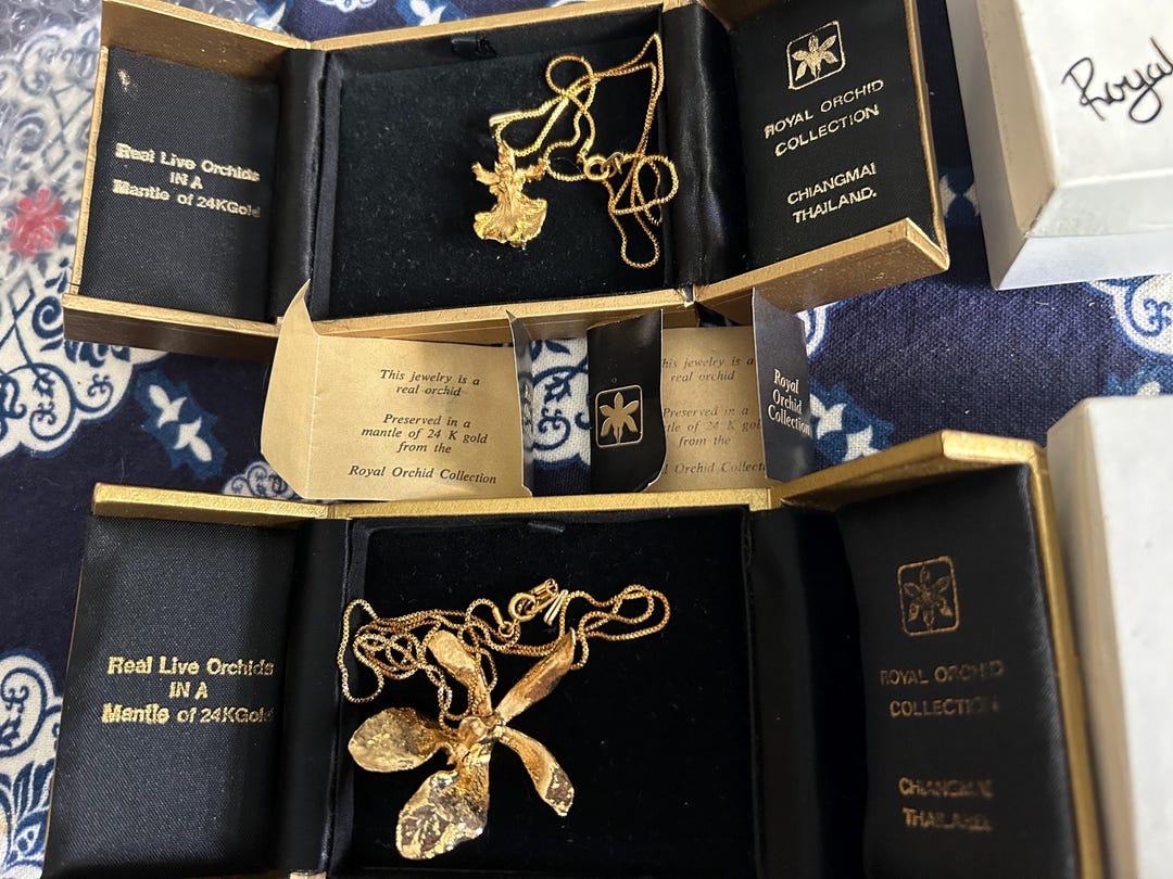 Royal Orchid Collection Real Live Orchids in a Mantle of 24K Gold and ...