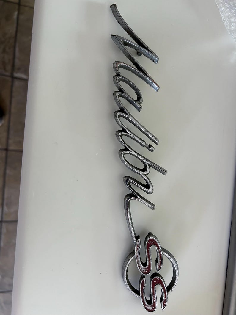 1965 Chevy Malibu SS Emblem Quarter Panel GM 4477687 - Etsy