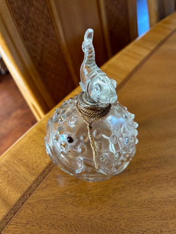 Alfred A Flaster Fish topper perfume bottle with wave… - Gem
