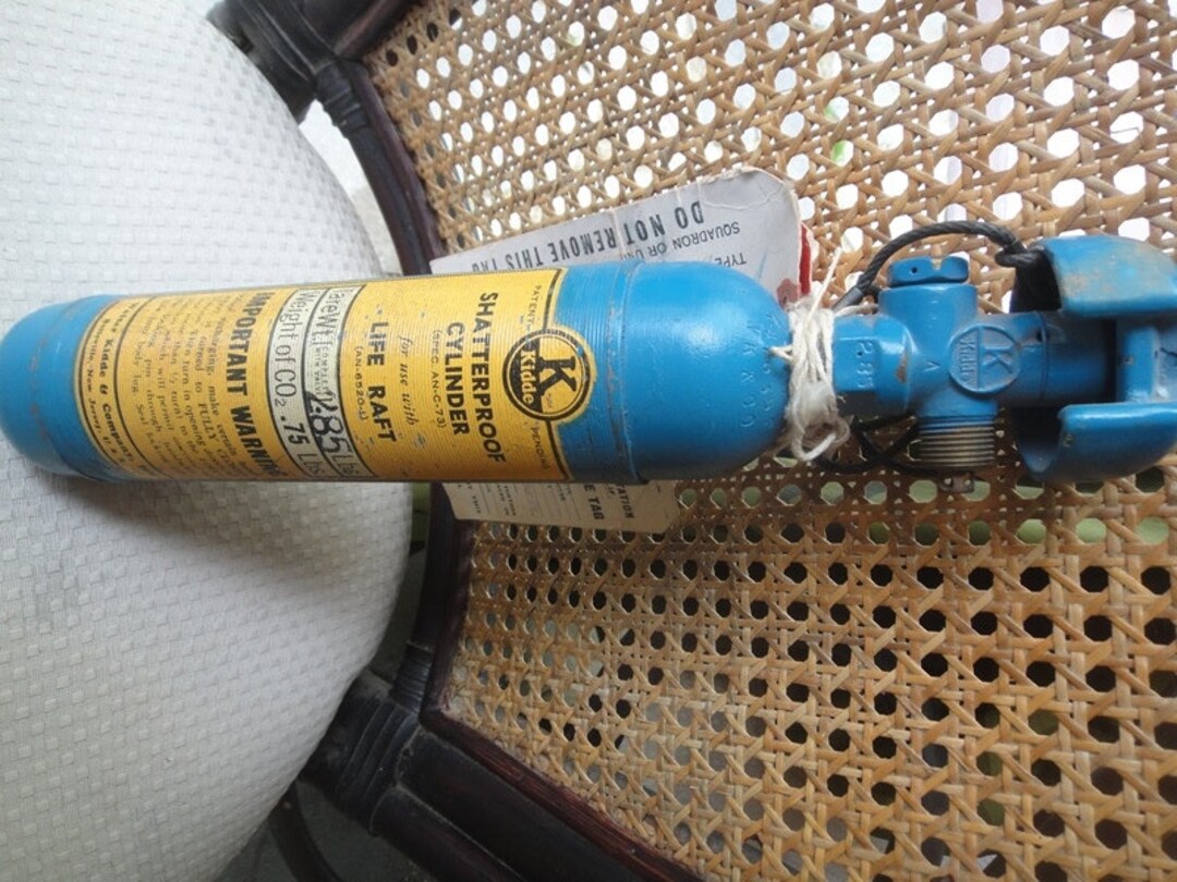 WWII Naval Air Station 1940's Walter Kidde Drop Raft CO2 - Etsy
