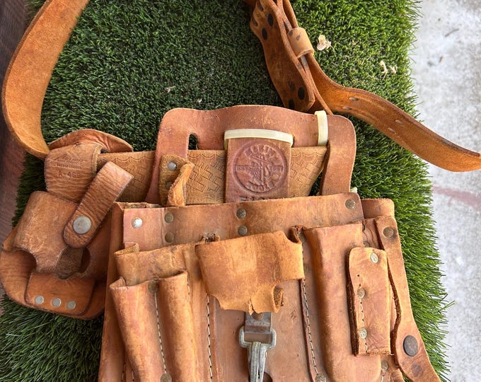 Klein 5167 Tool Pouch Belt and Tape Measure Holder A-469 ... and ...