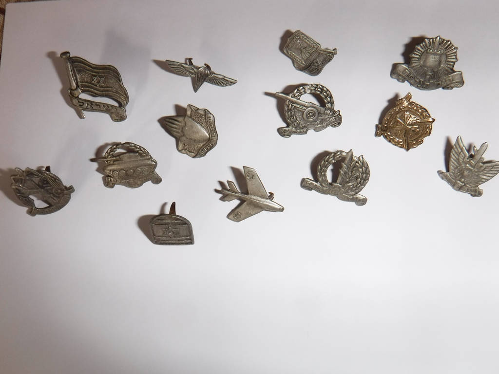 IDF Military Beret Badge Pin - Infantry Cap Badge Pins X 13 - Etsy