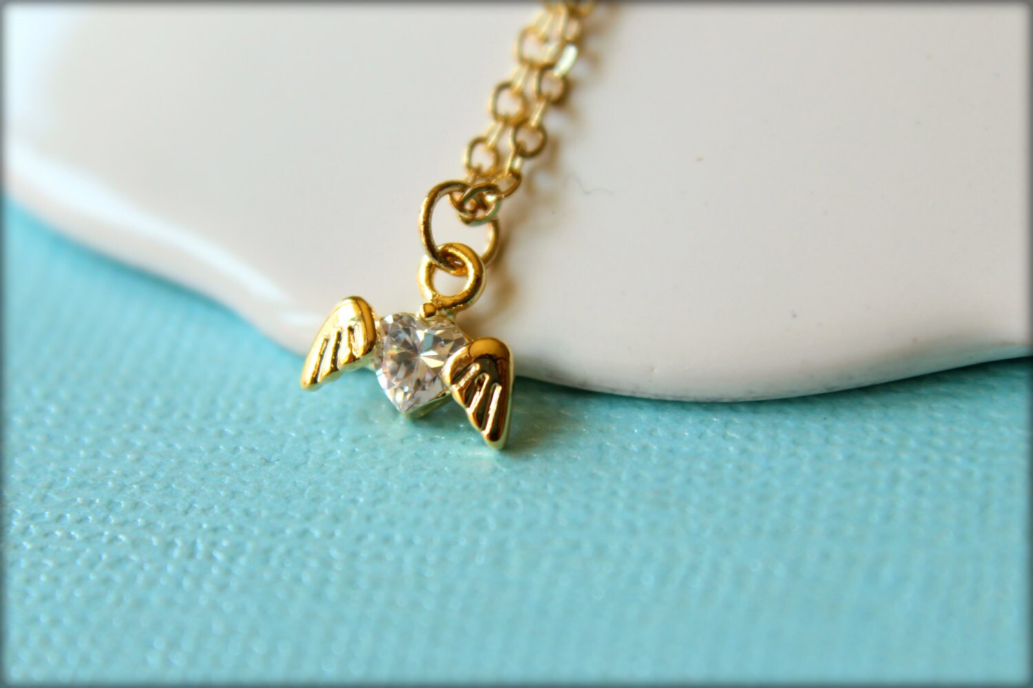 Little Angel Wing Diamondnecklace, Available in Silver and Gold - Etsy