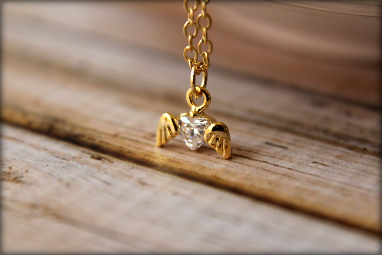 Little Angel Wing Diamondnecklace, Available in Silver and Gold - Etsy