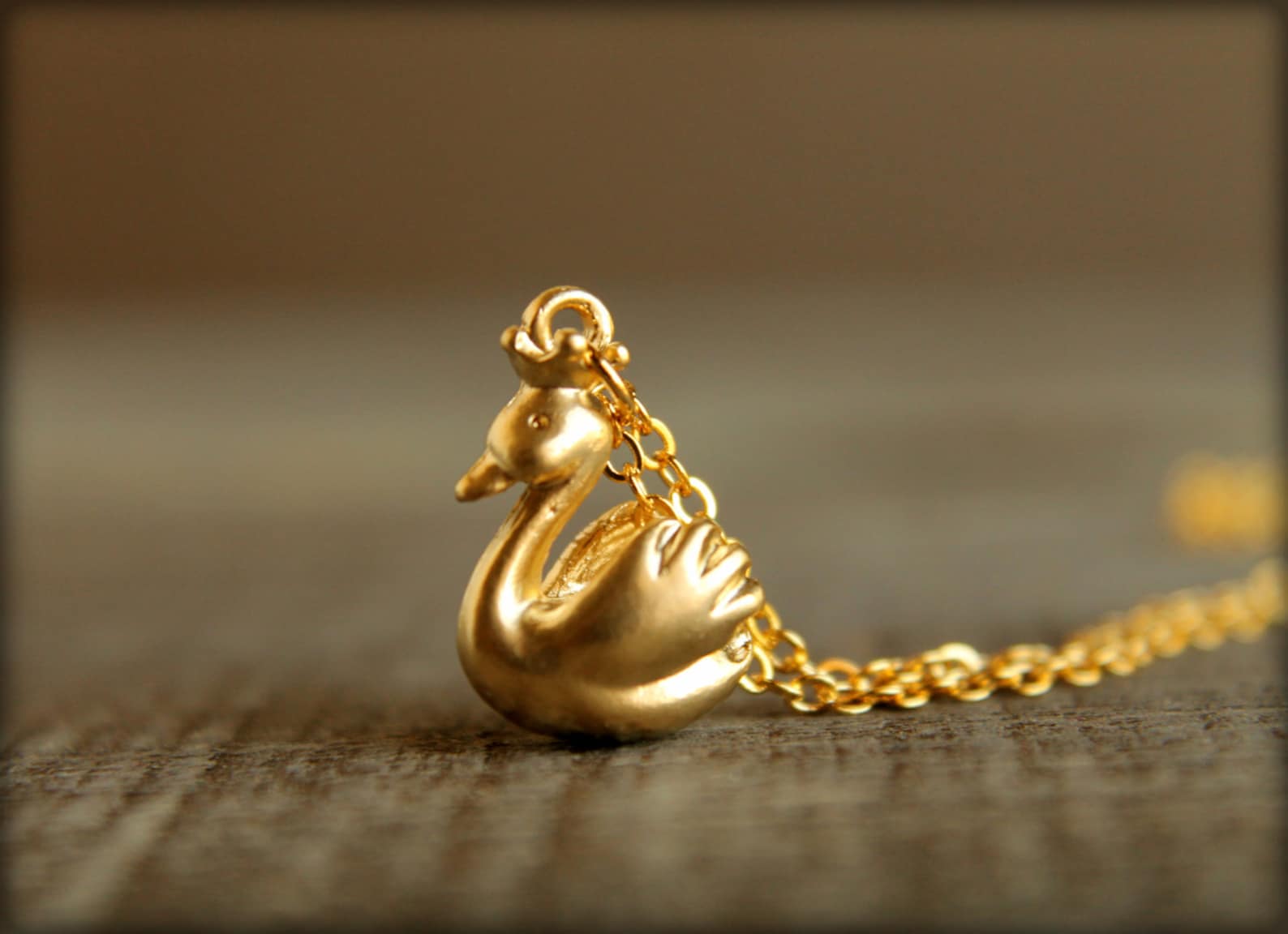 Royal Swan Necklace, Available in Matte Silver or Gold - Etsy