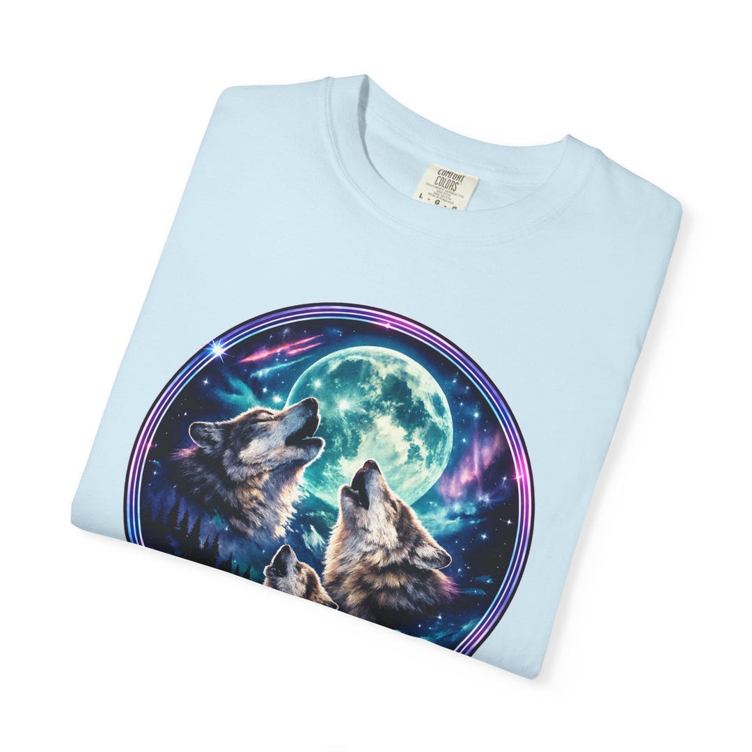 Howling Wolves Moon T-shirt | Night Sky Aurora Wolf Circle Design - Etsy
