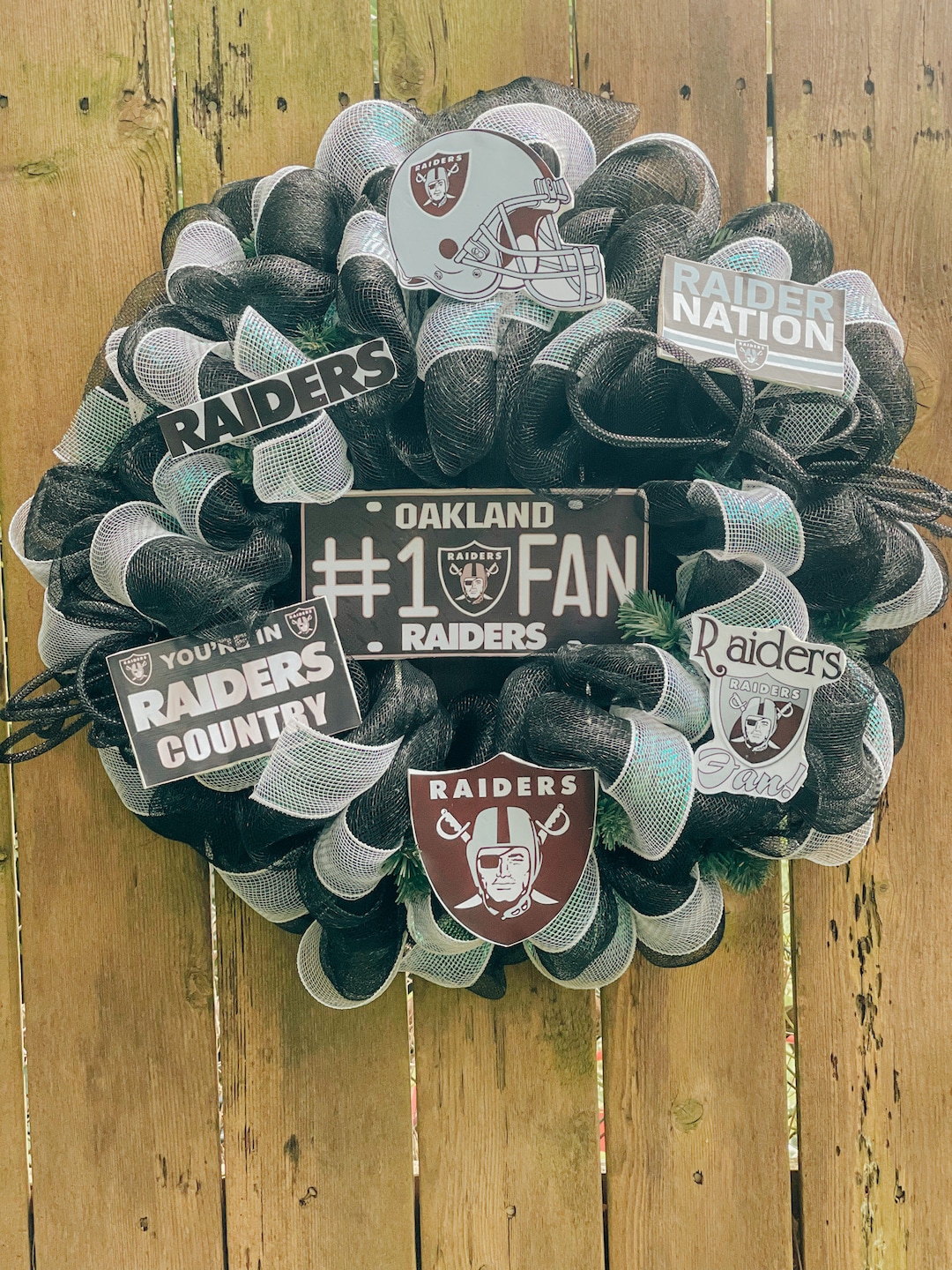 Oakland Raiders Deco Mesh Wreath - Etsy