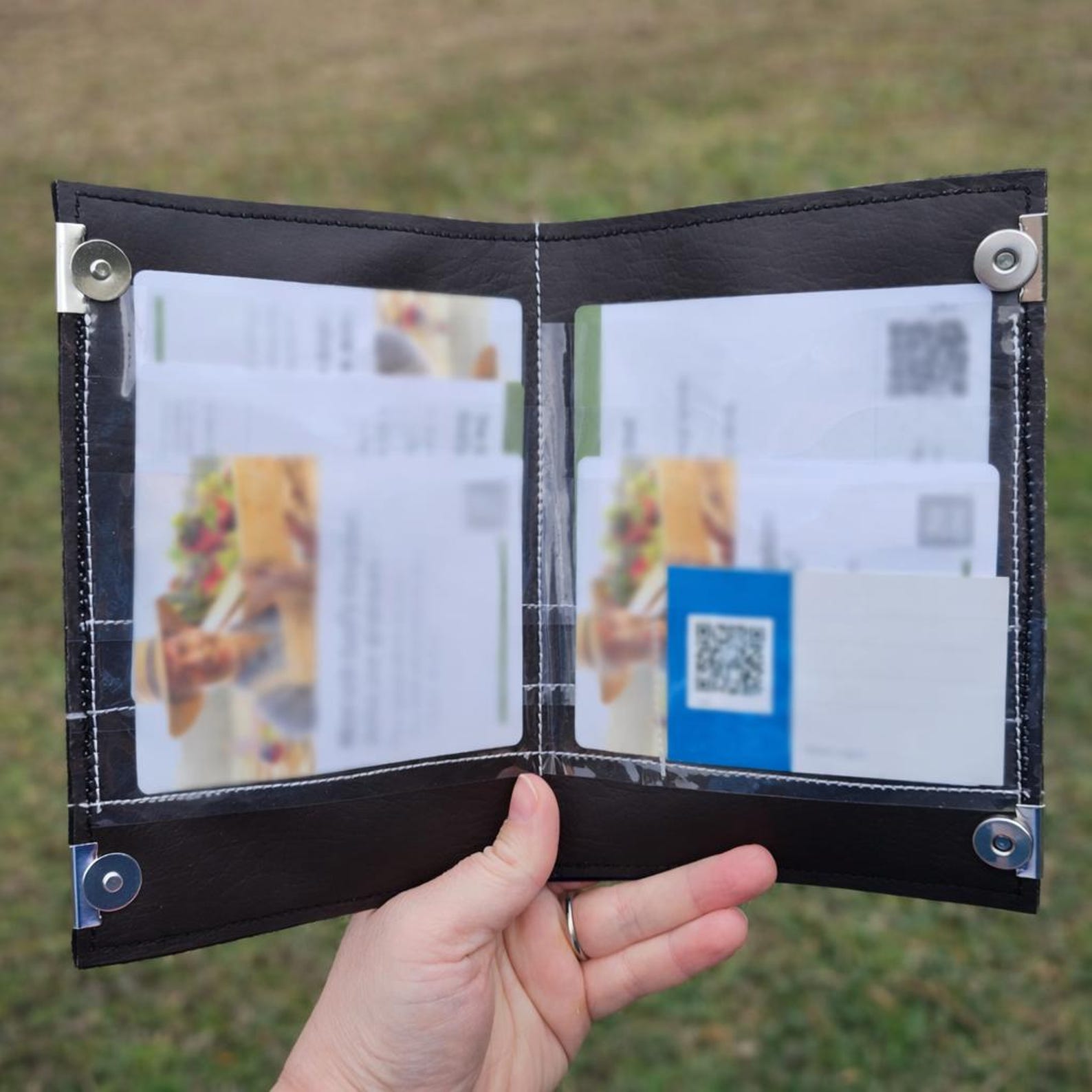 Jw NEW SIZE Tract Holder, 6 Pockets With an Optional Contact Card Slot ...