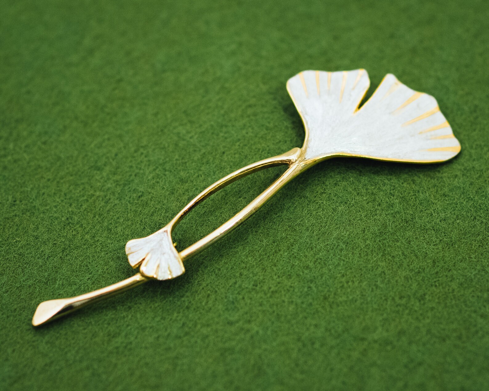 Classic Gingko Leaf Brooch - Ginkgo Jewelry - Gingko Brooch - Japanese ...