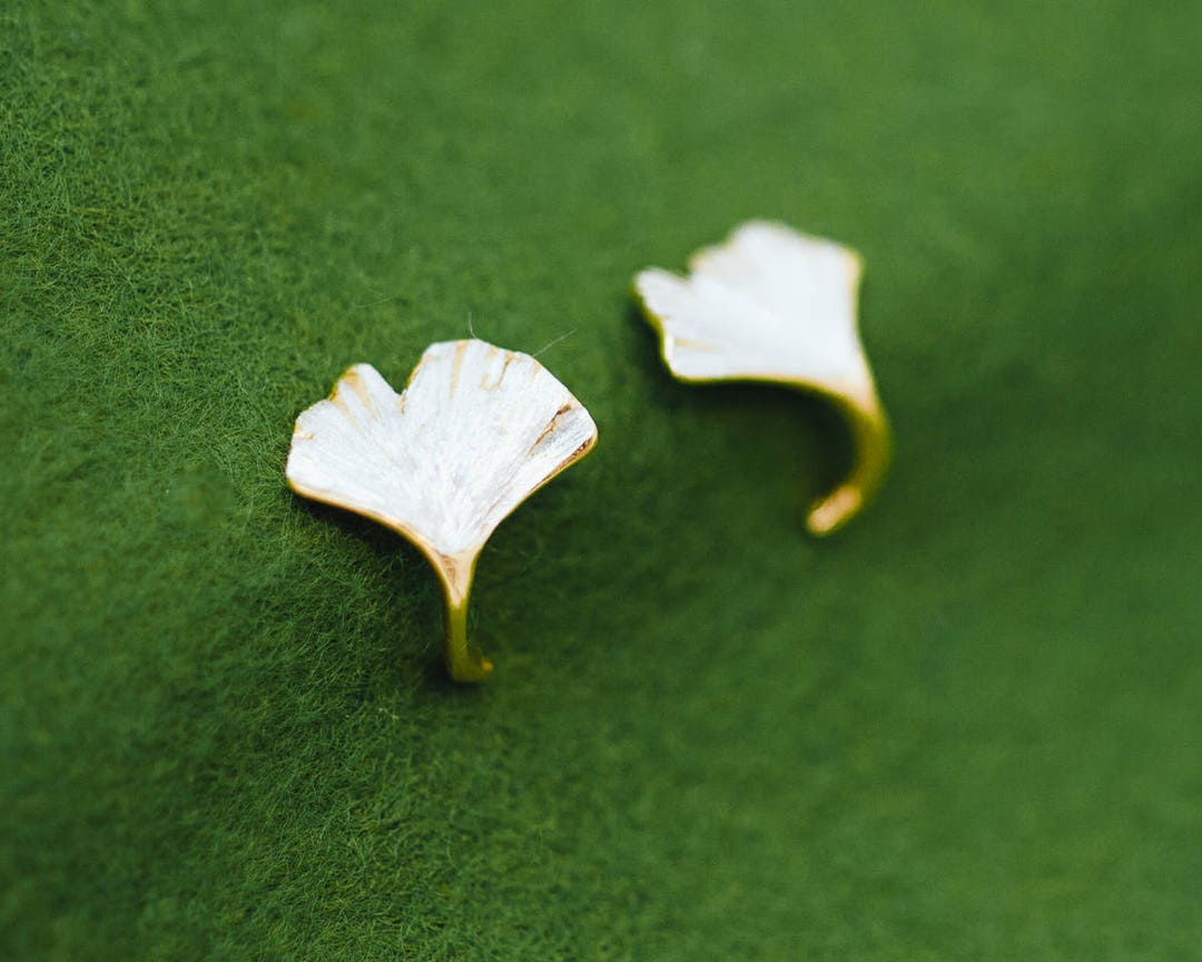 Gingko Single Earrings - Made in Japan - Gingko Leaf - Ginkgo - Gingko ...